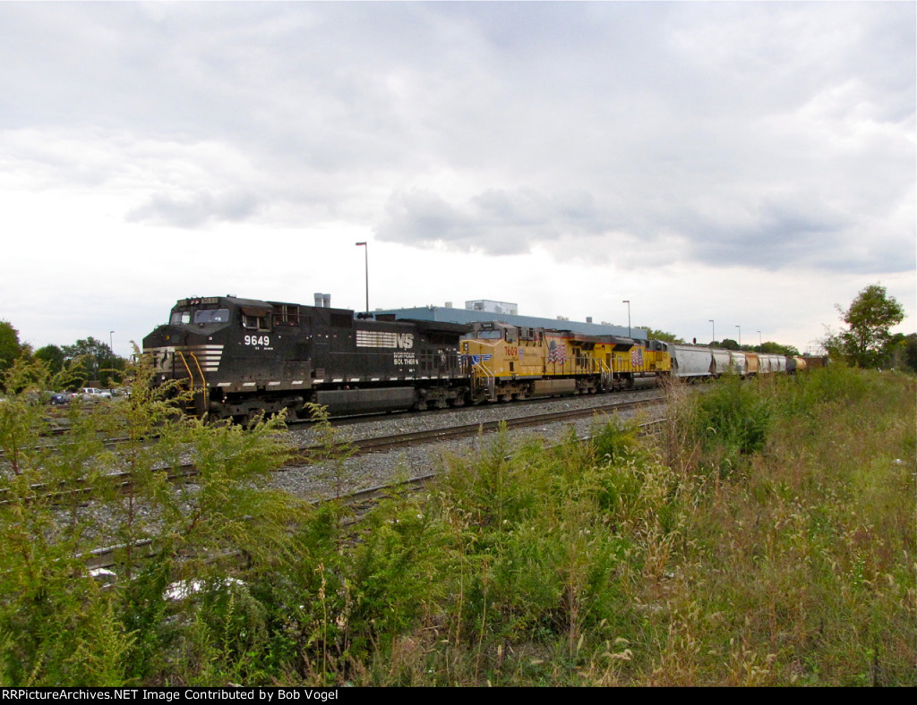 NS 9649; UP 7609 and 8648